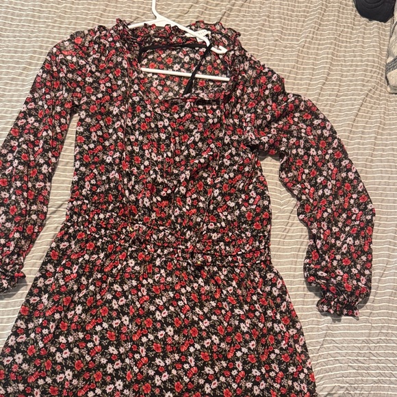 Socialite | Dresses | Socialite Floral Dress Red And Black | Poshmark
